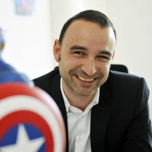 Michael T. Munz – Medium