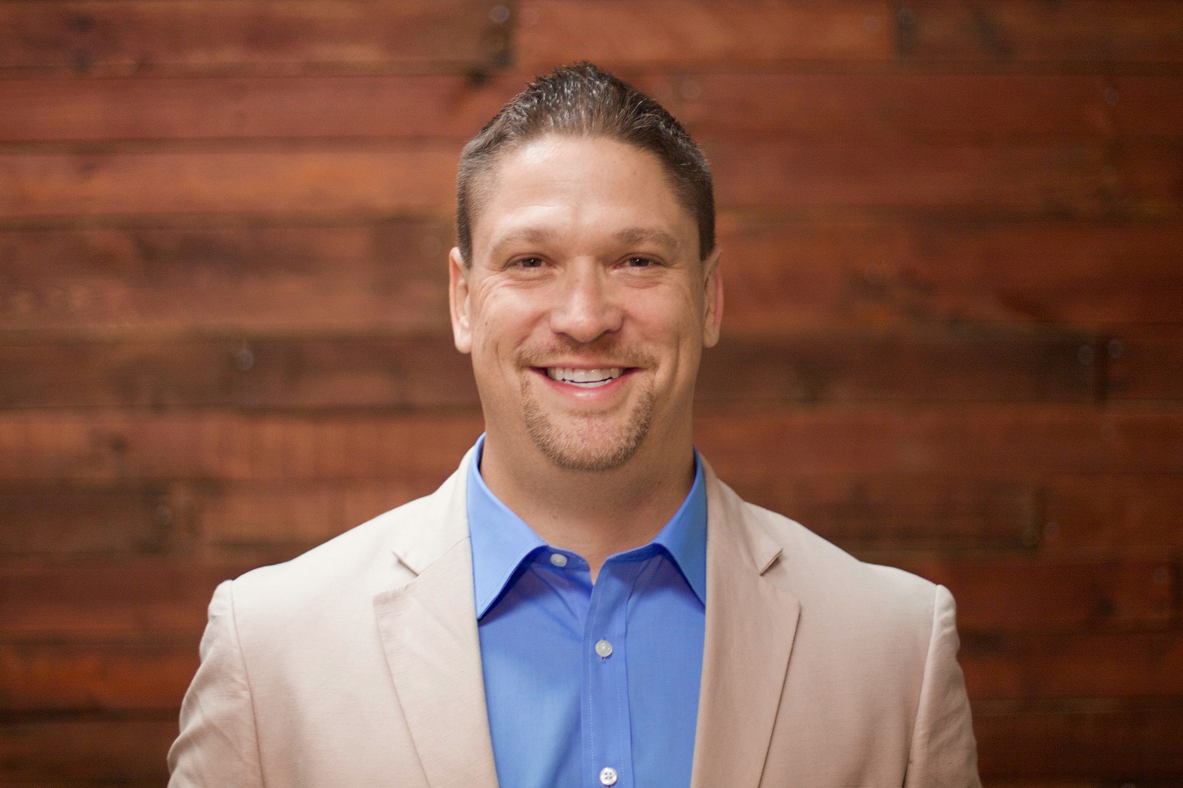 Robert Andrescik – Medium