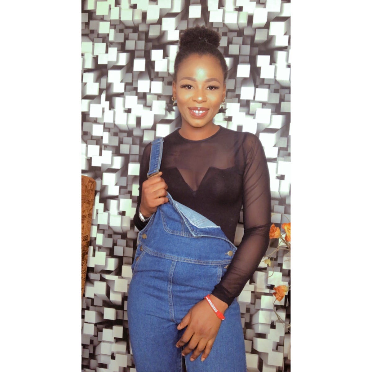 Seyitan Popoola – Medium