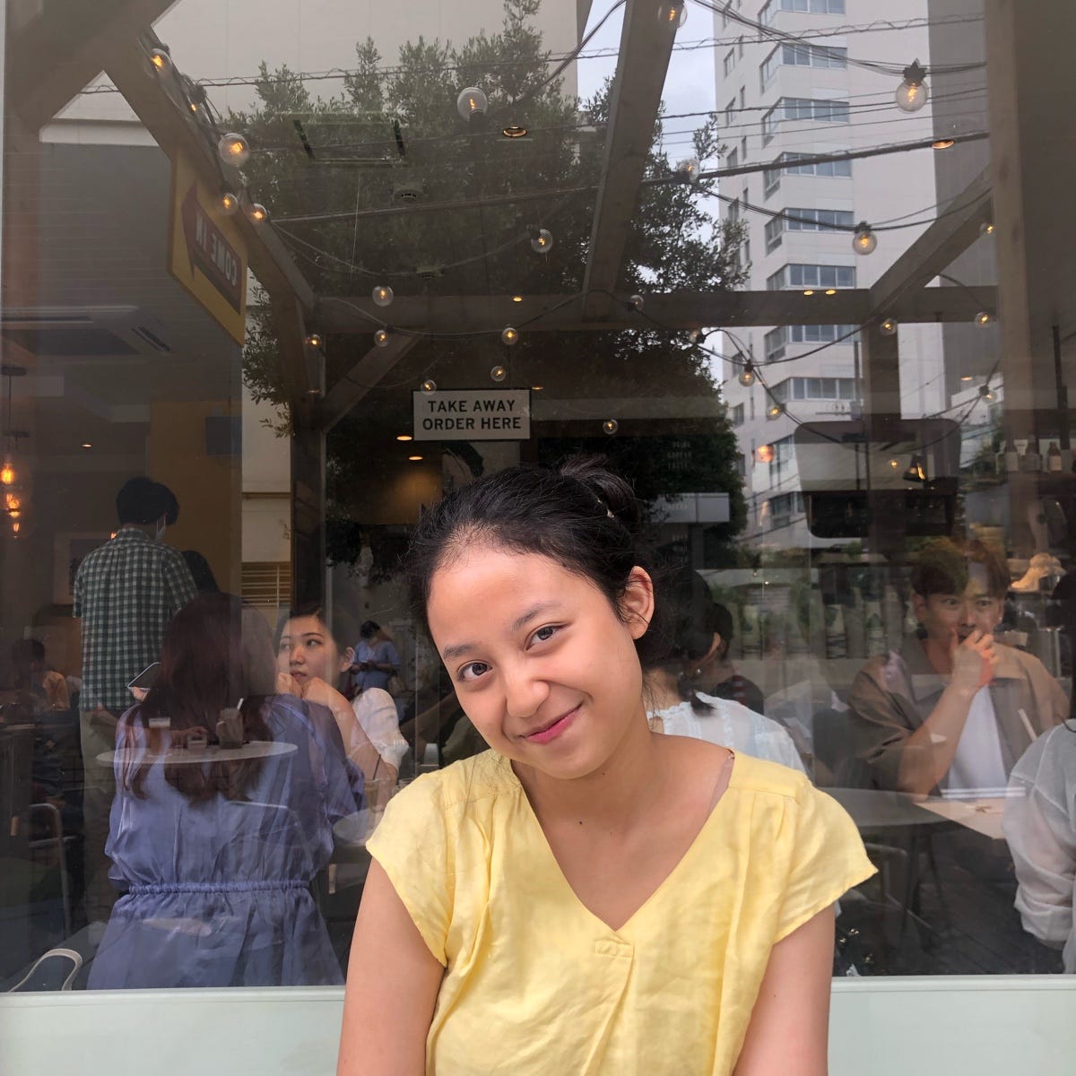 Antonetta Cantika – Medium