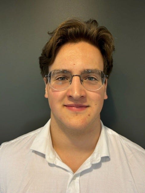 Louis Smales – Medium