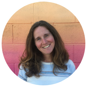 Sara Saunders – Medium