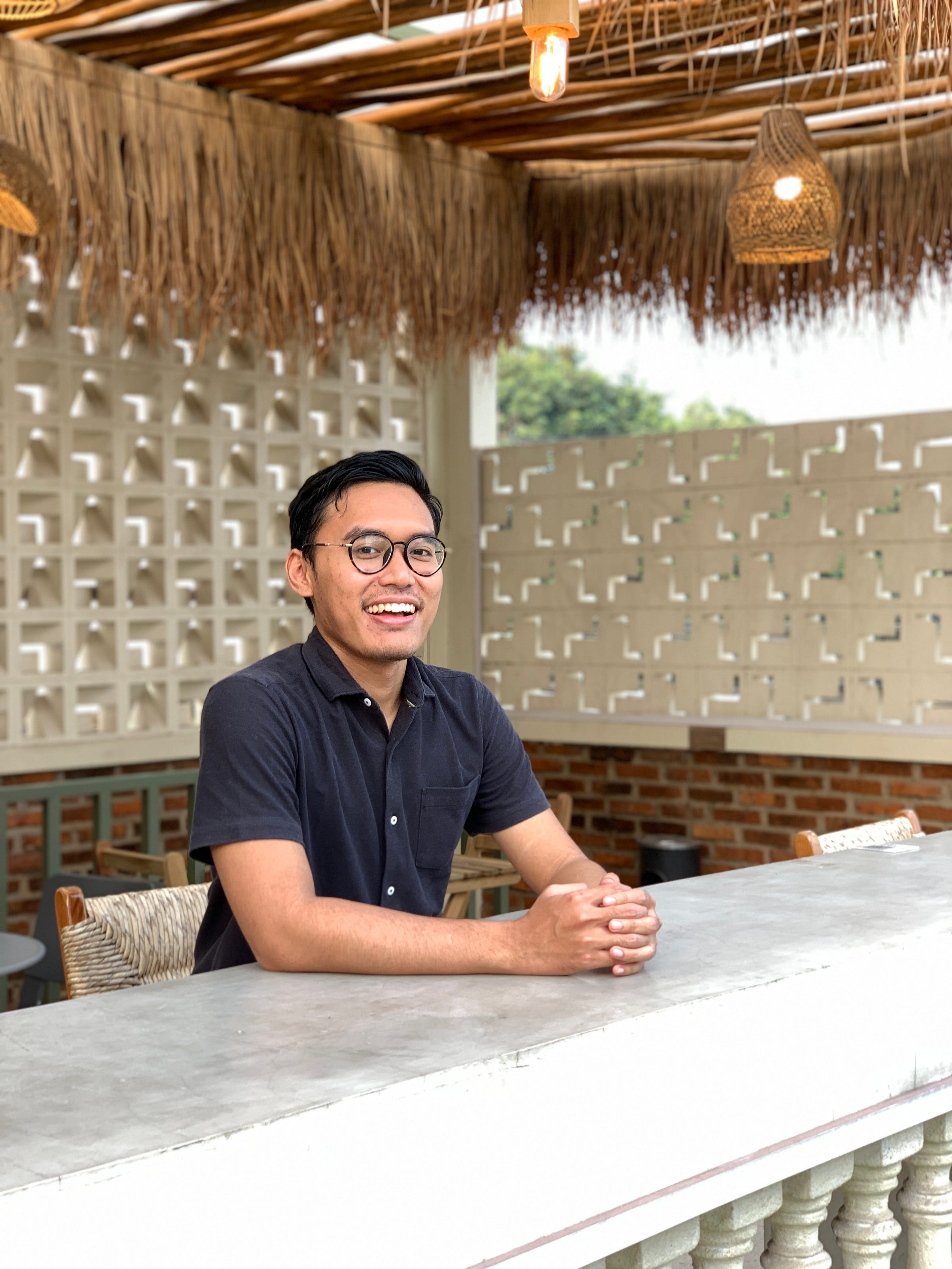 Singgih Suwangsa – Medium