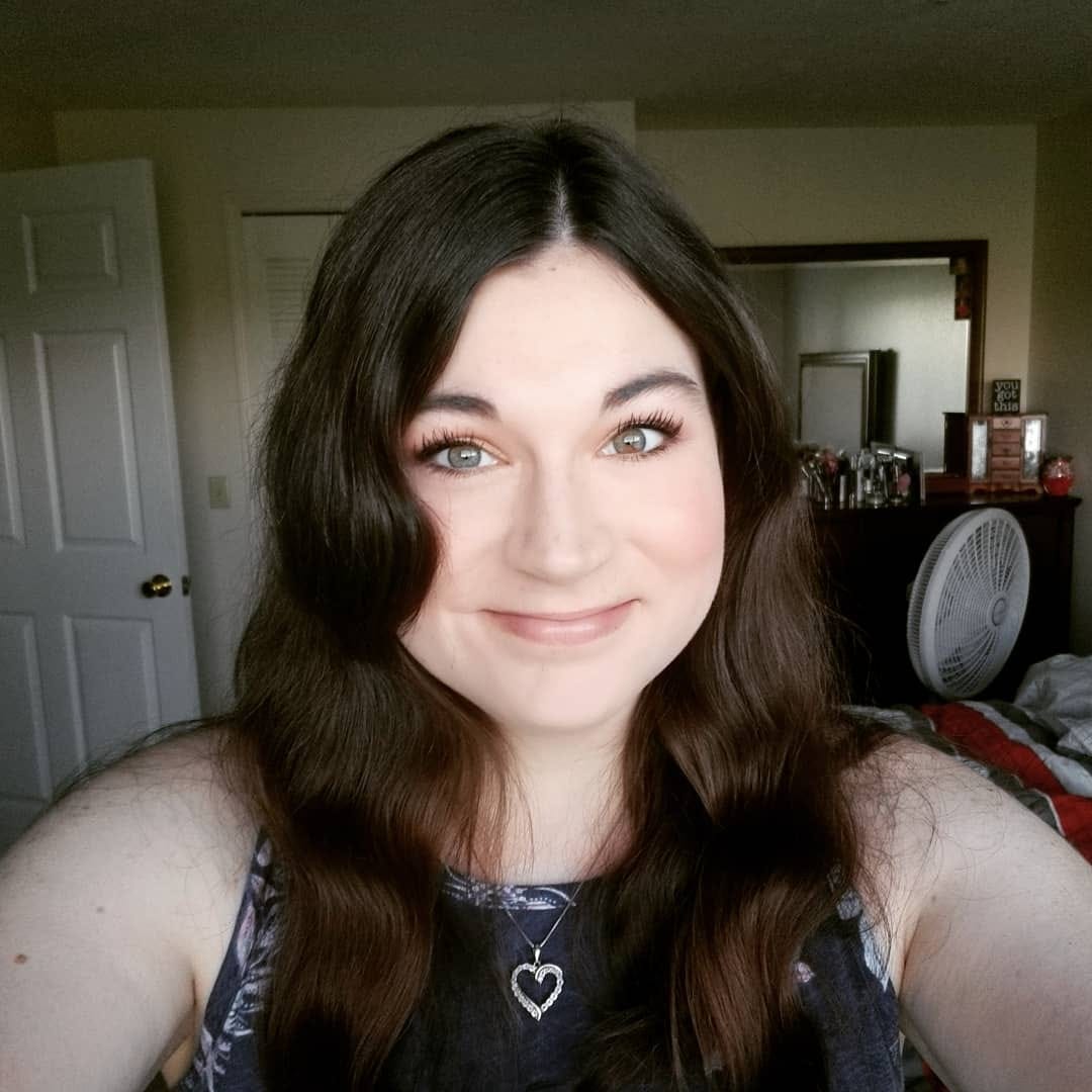 About – Laura Samuels – Medium