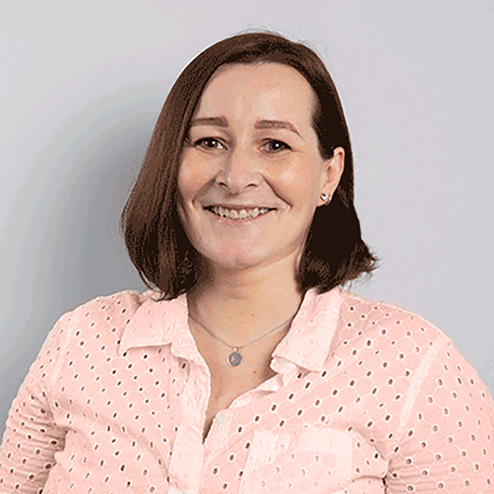 Lisa Deane – Medium