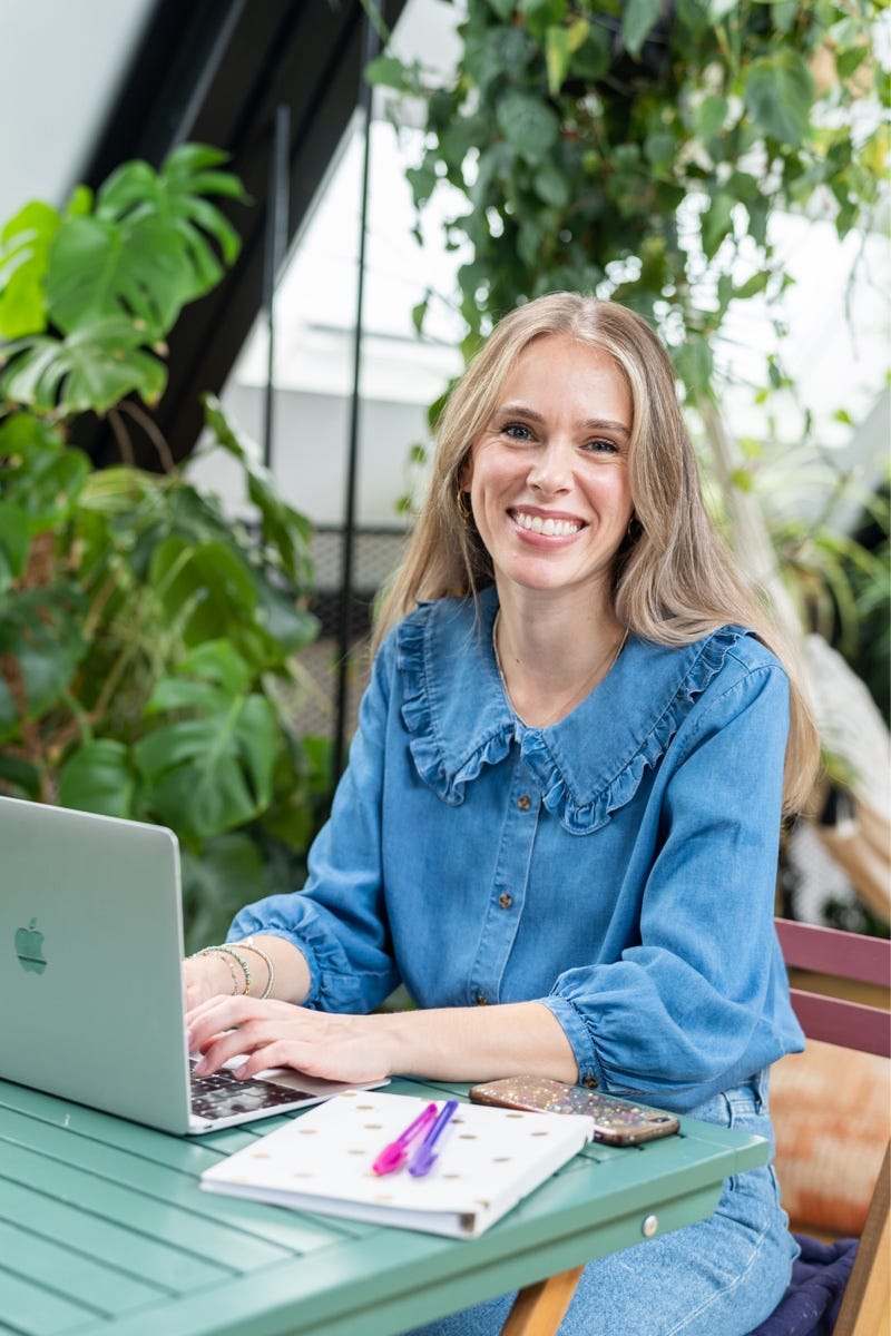 Sarah Littlefair – Medium