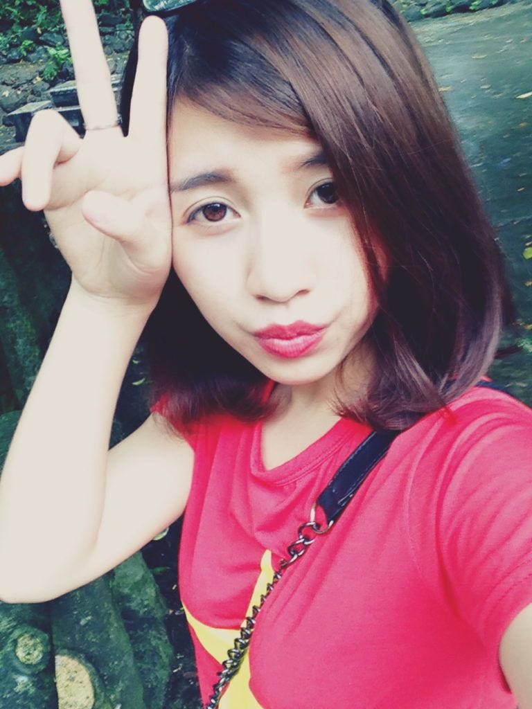 Linh Chu Dieu – Medium