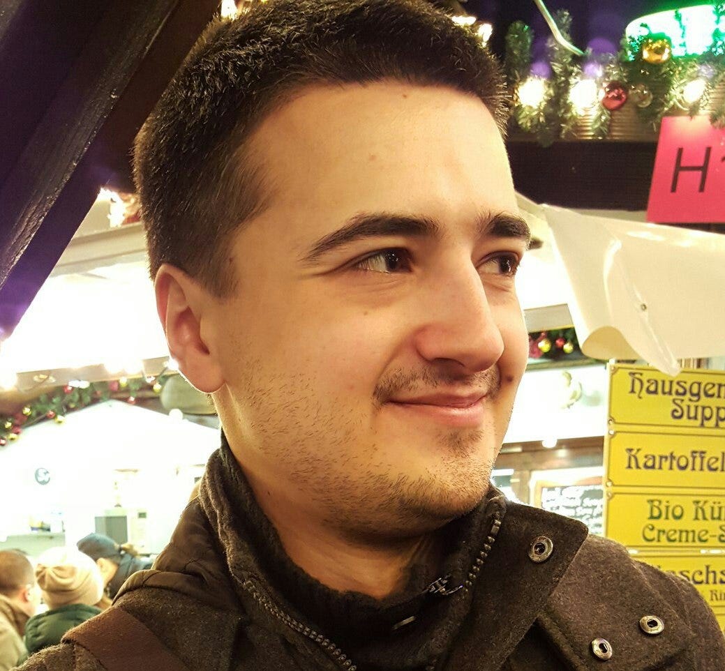 Roman Gorel – Medium