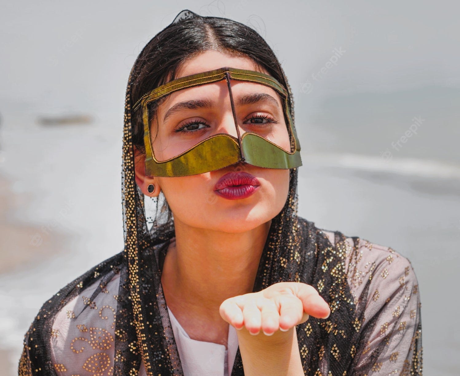 Elnaz writer – Medium