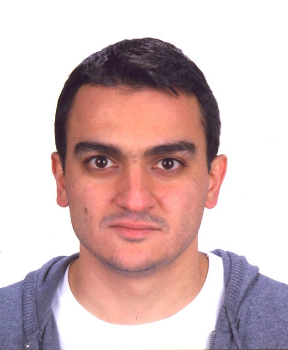Veysel Sercan Ağzıyağlı – Medium