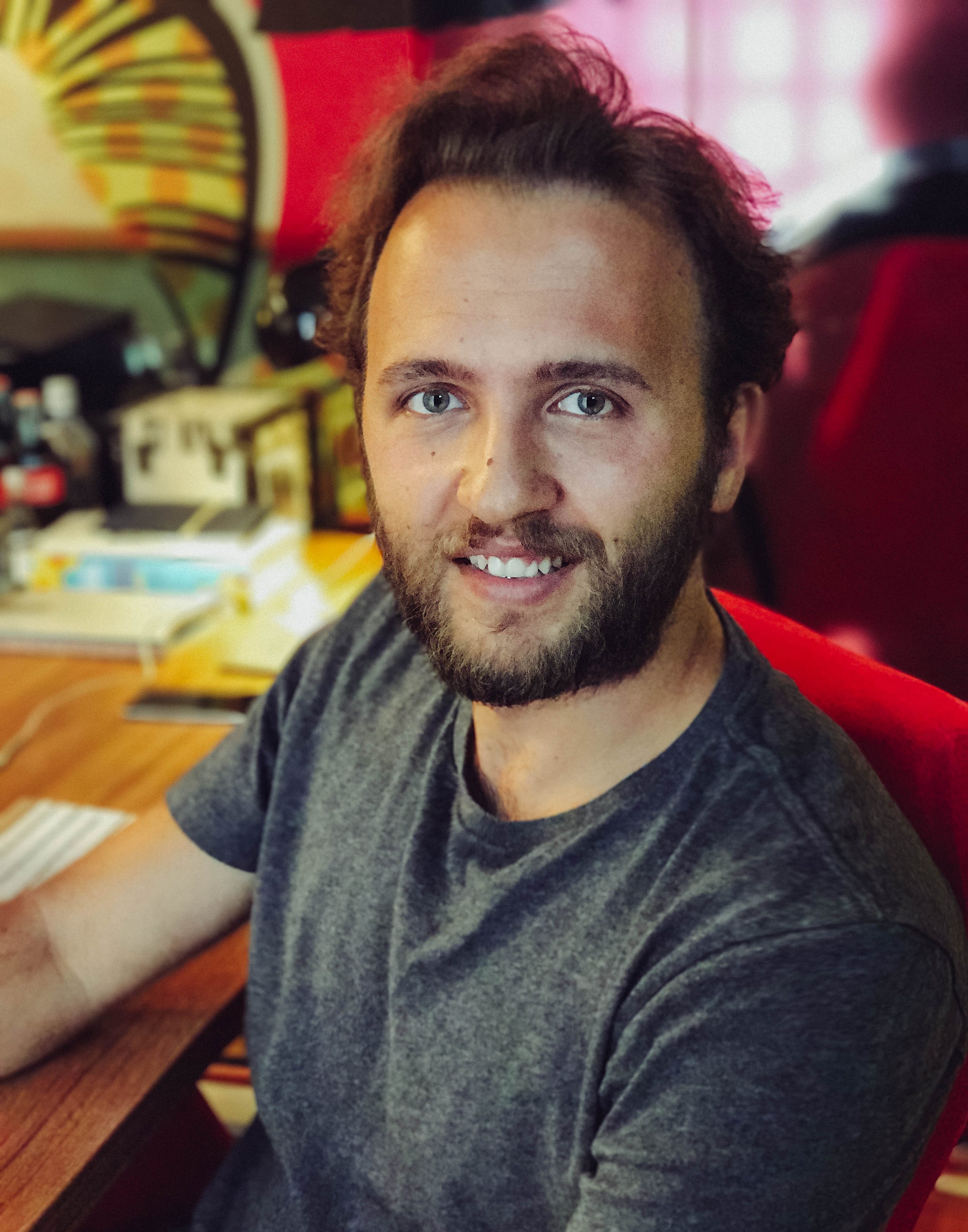 Taylan Eker – Medium