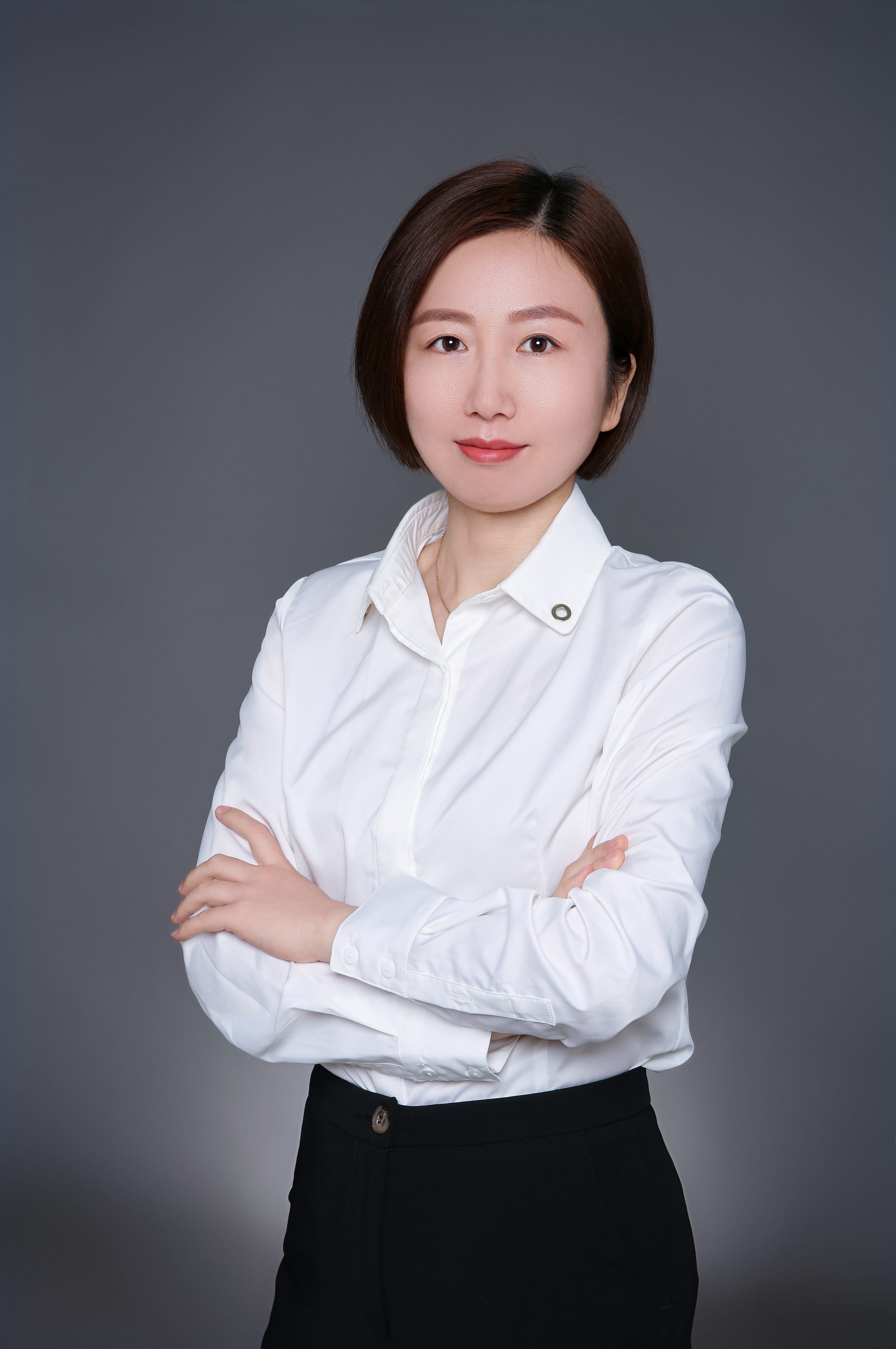 Shirly Bu – Medium
