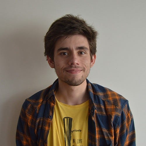 Pedro Carvalho – Medium