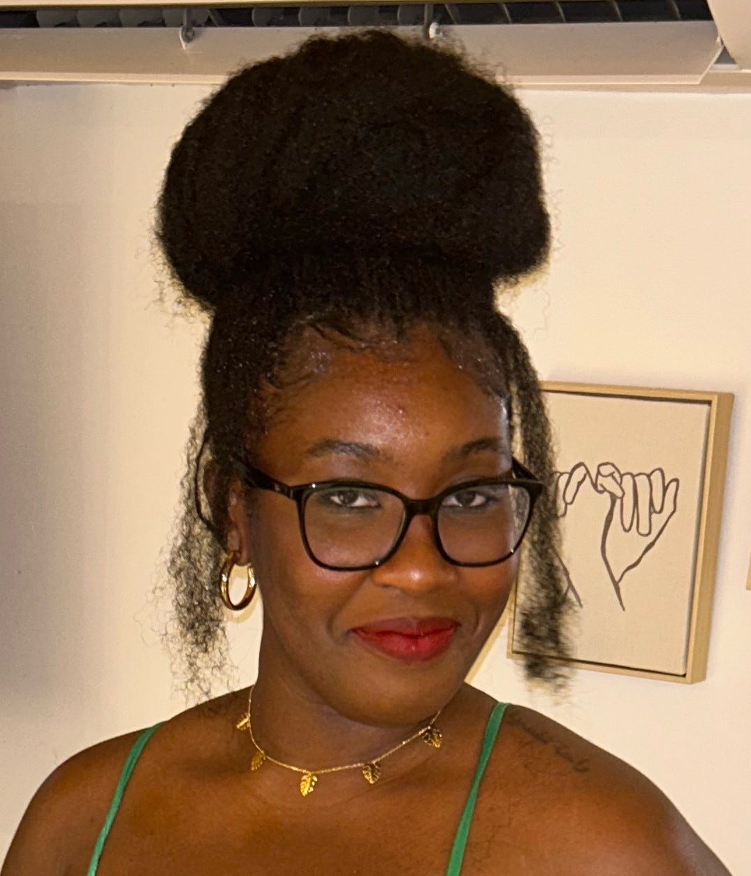 Angel Nicole – Medium
