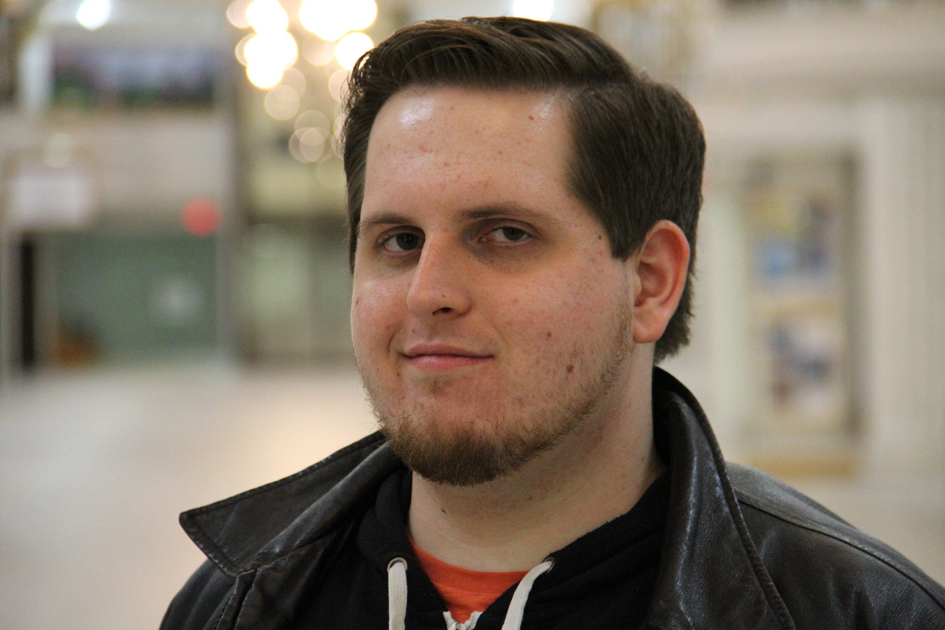 Justin Luschinski – Medium