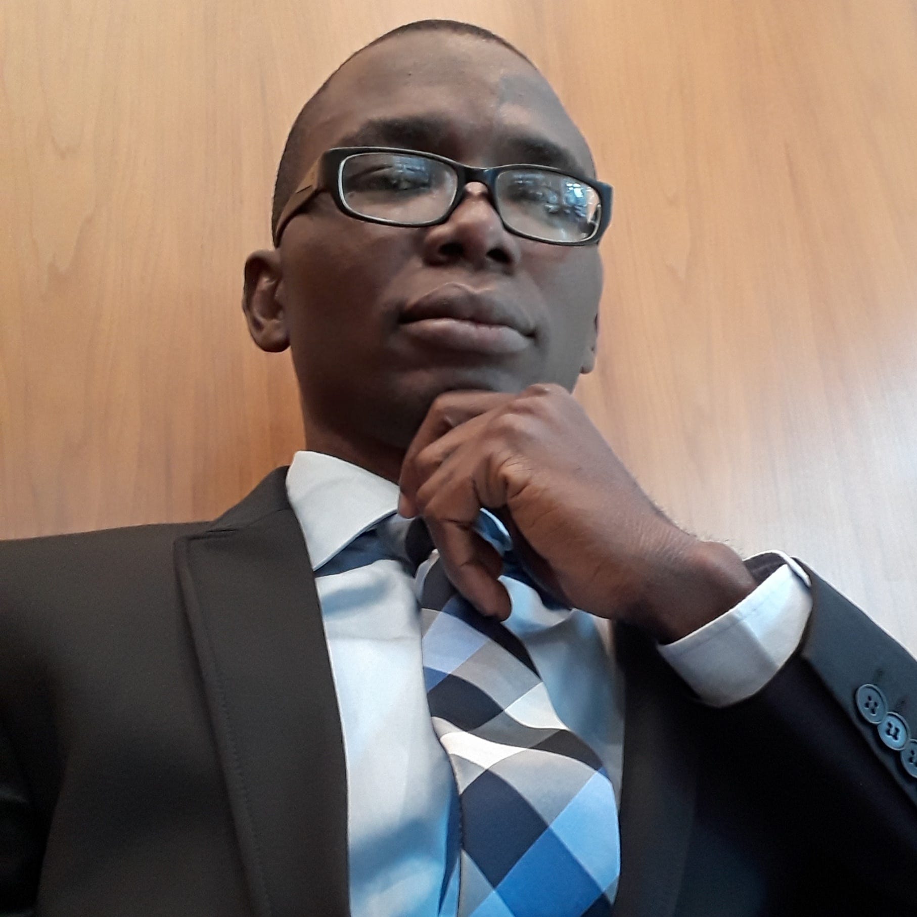 Olusola Akinbo – Medium