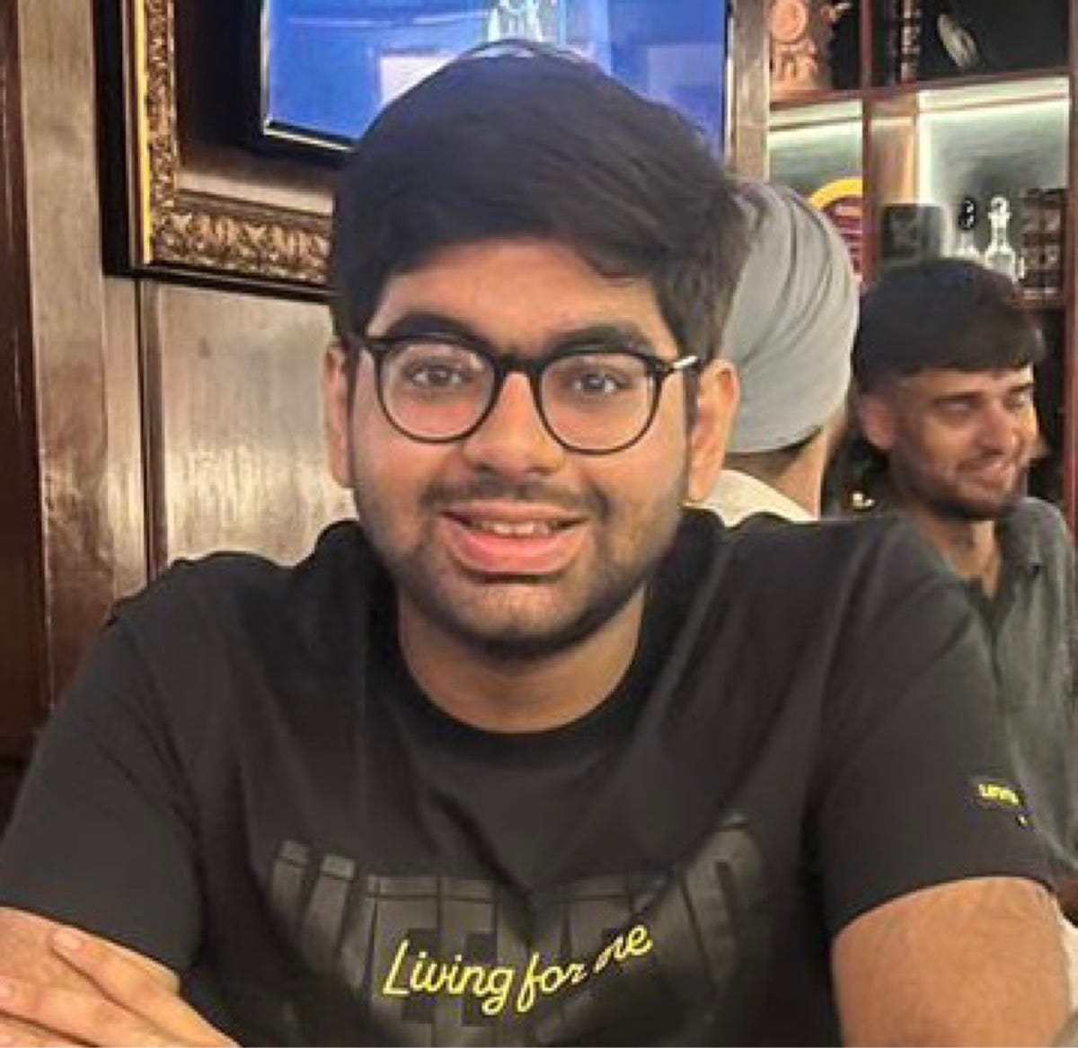 Hemaksh Swara – Medium