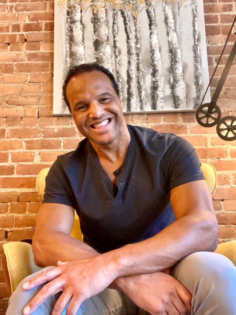 Stephen Bienko – Medium