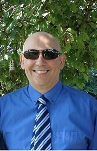 Dave Dale – Medium