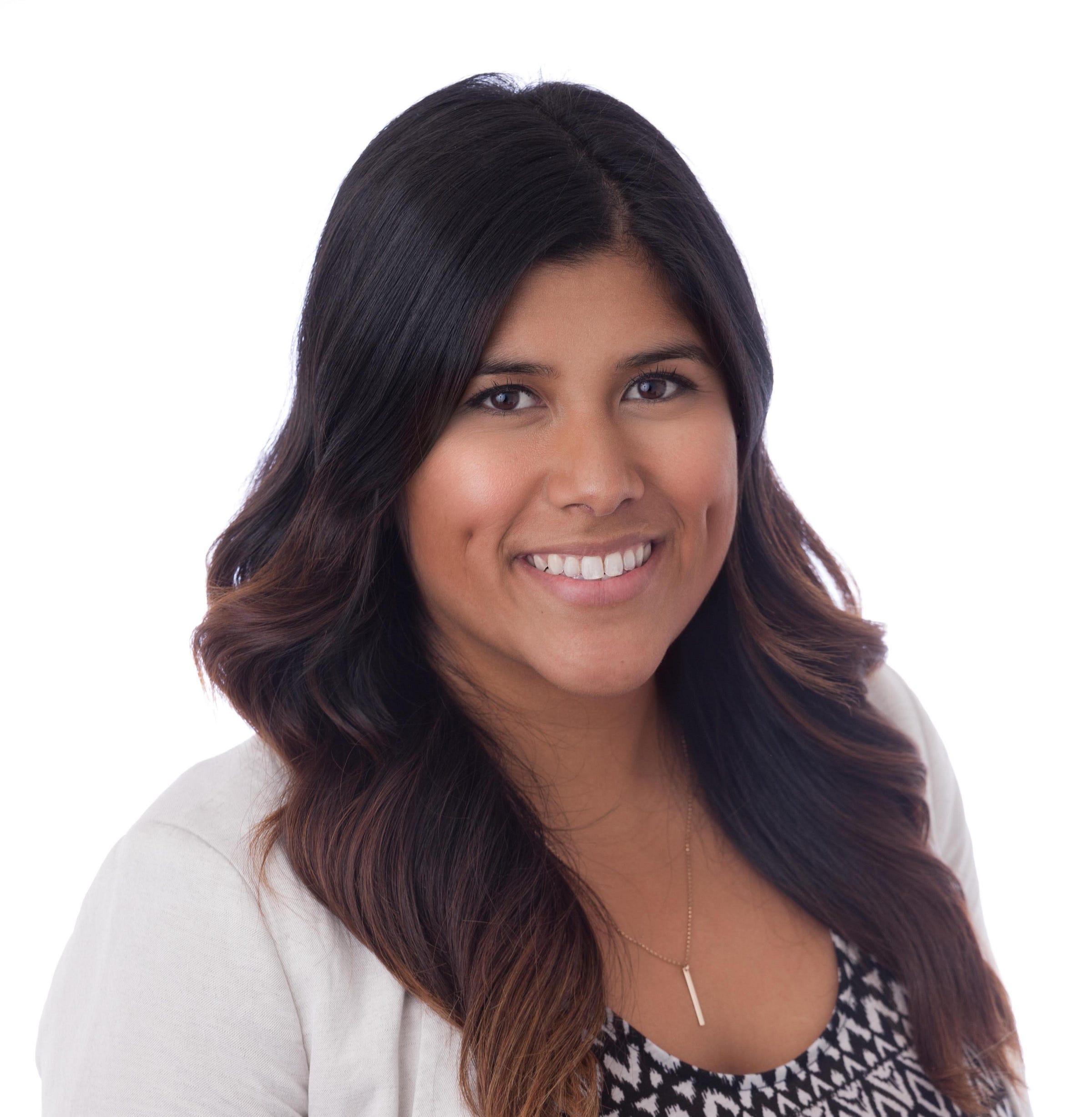 Laura Peña – Medium