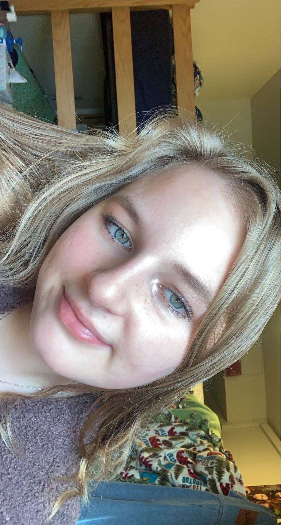 Chloe Judge – Medium