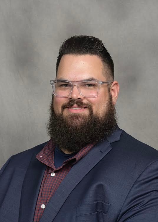 Richard Servello – Medium