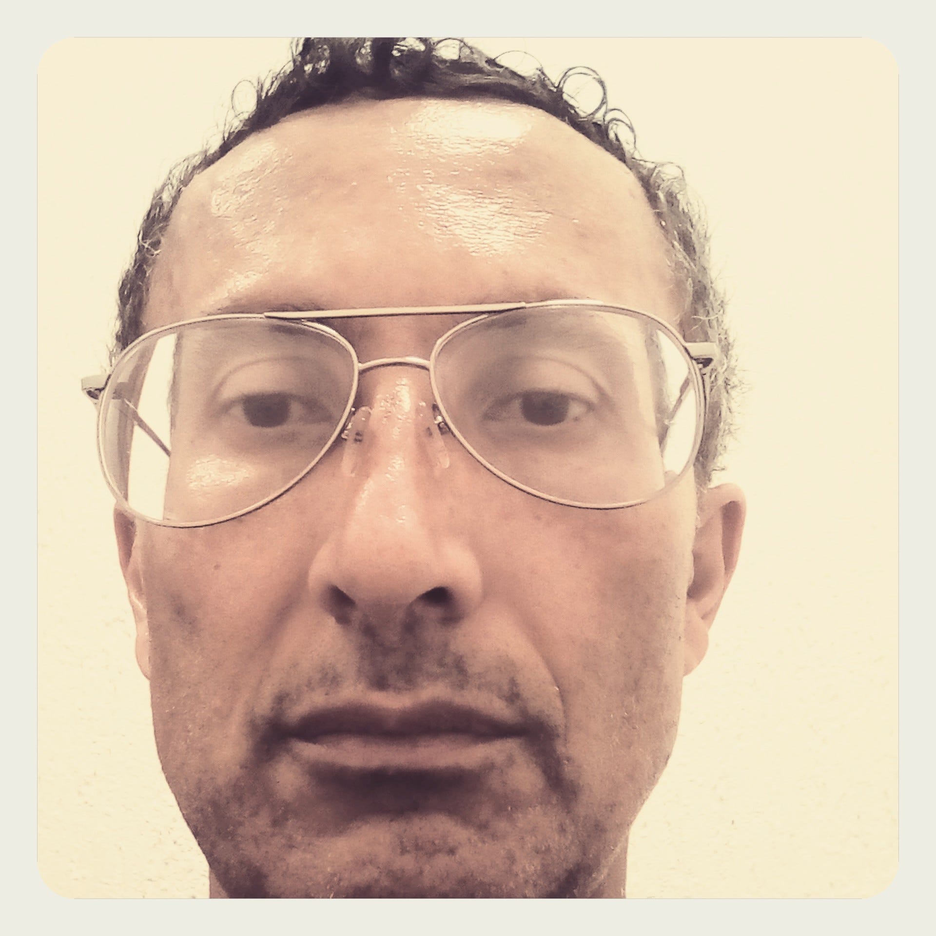 Eduardo Calil – Medium