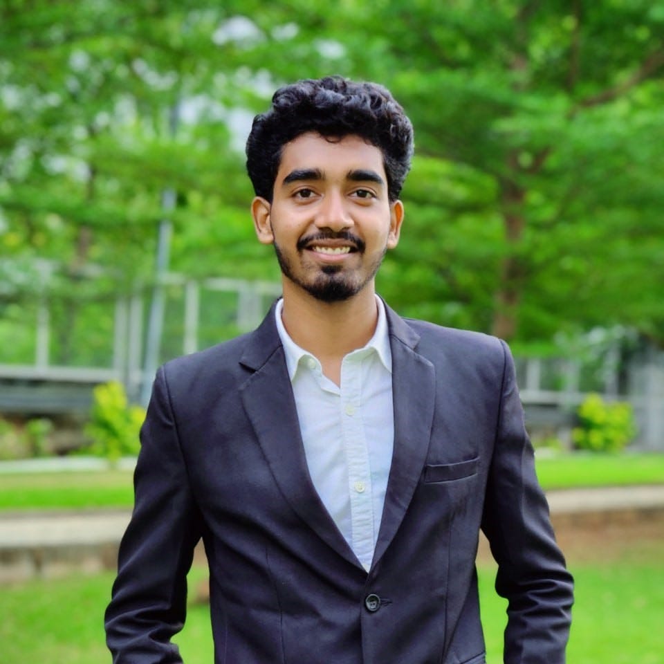 Amir Khan – Medium