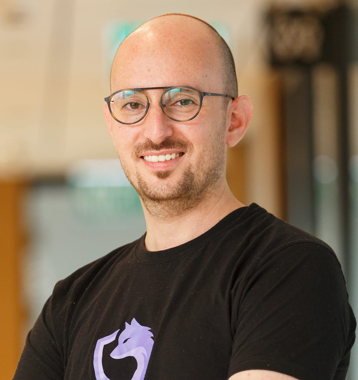 Ori Abramovsky – Medium
