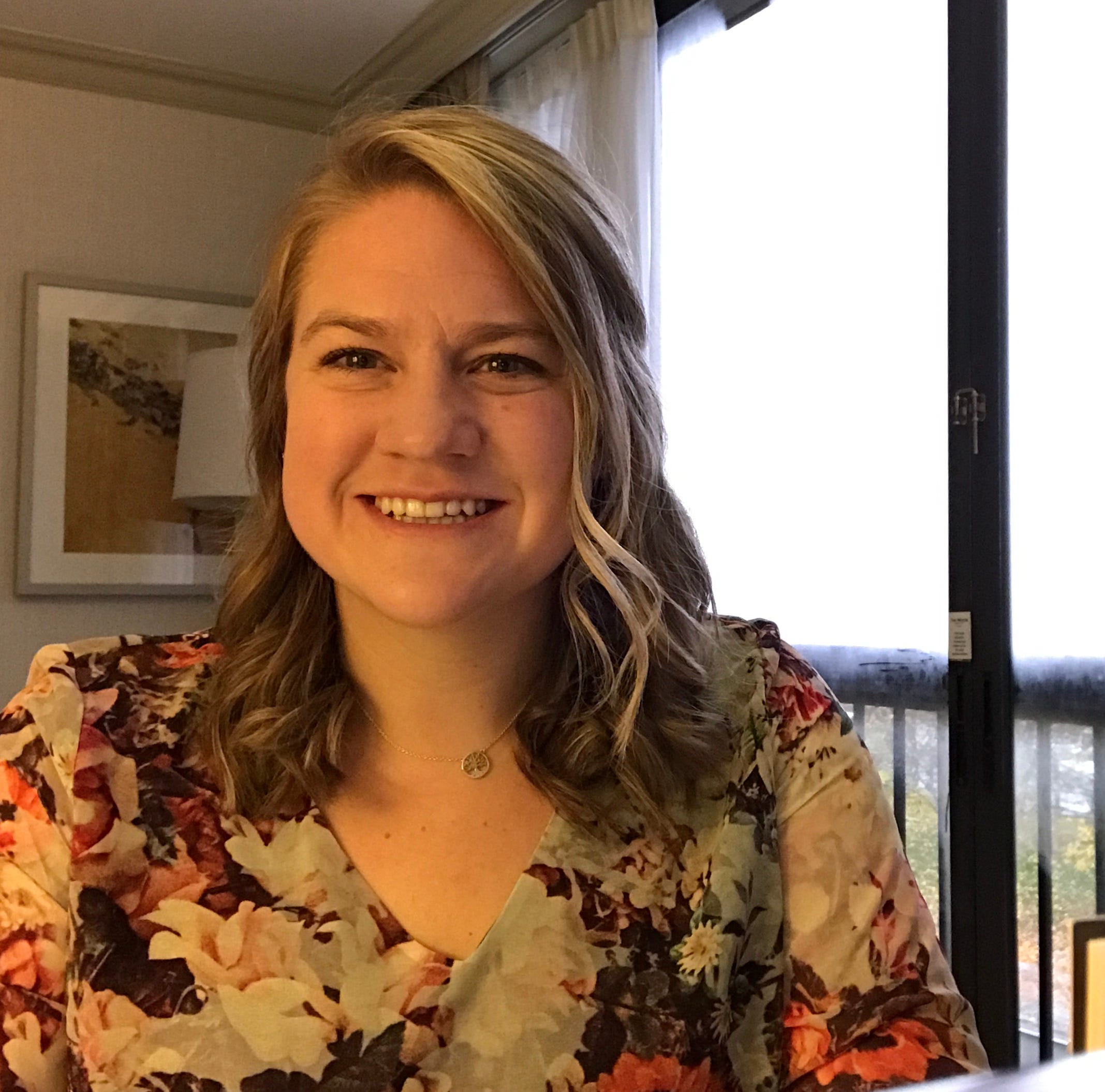 Mary Fehr – Medium