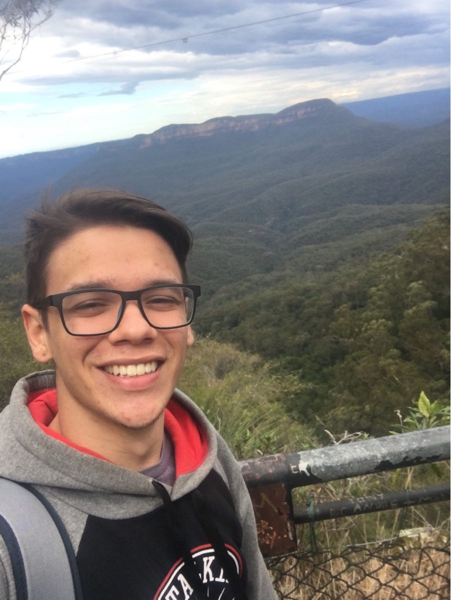 Mateus Freitas – Medium