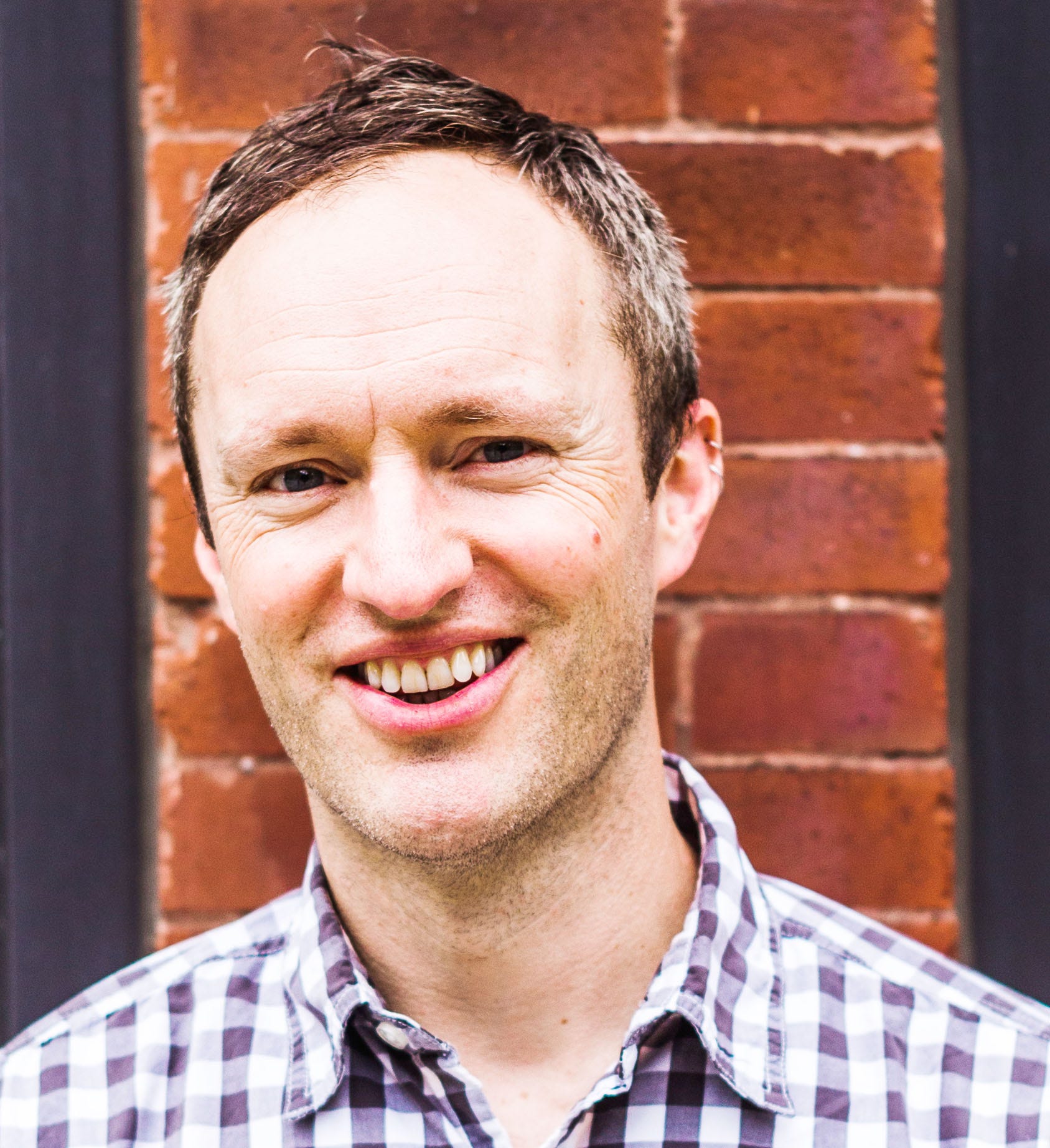 Leif Fairfield – Medium