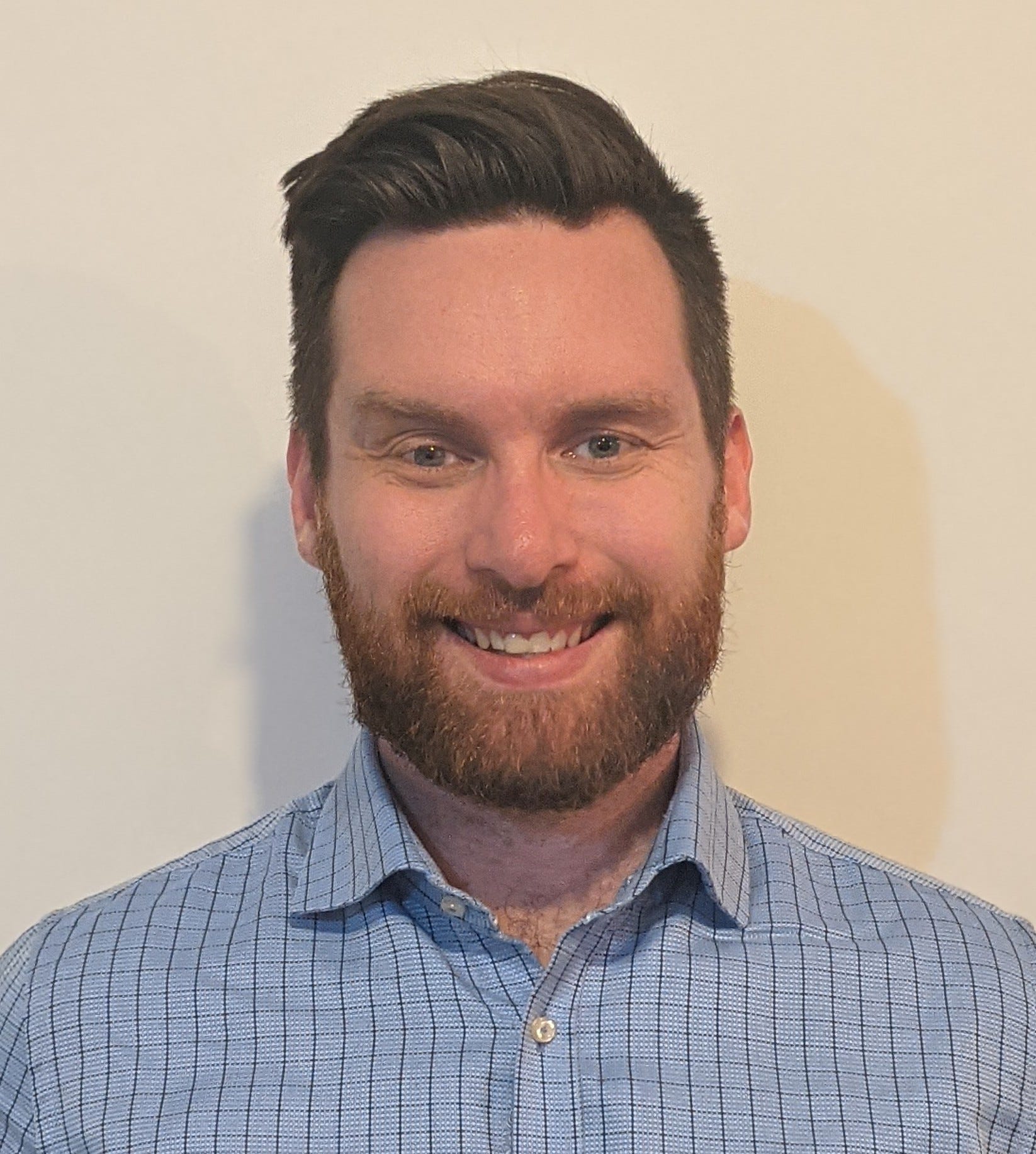 Chris Duke – Medium