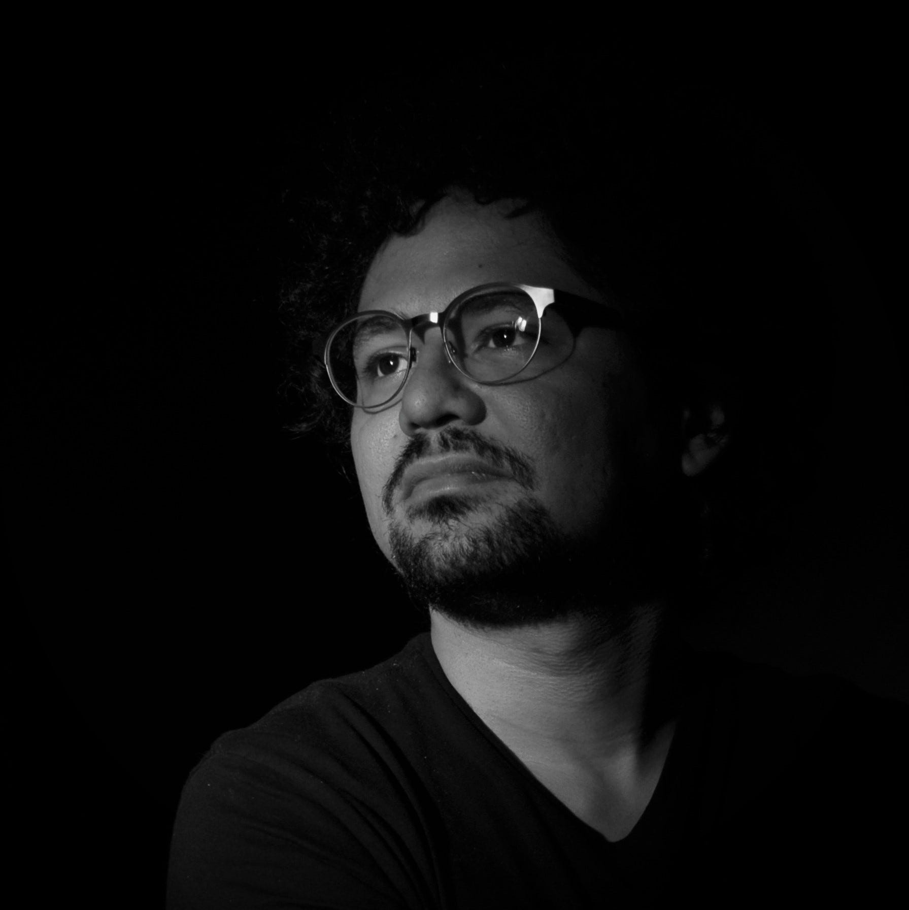 Rodolfo Marques – Medium