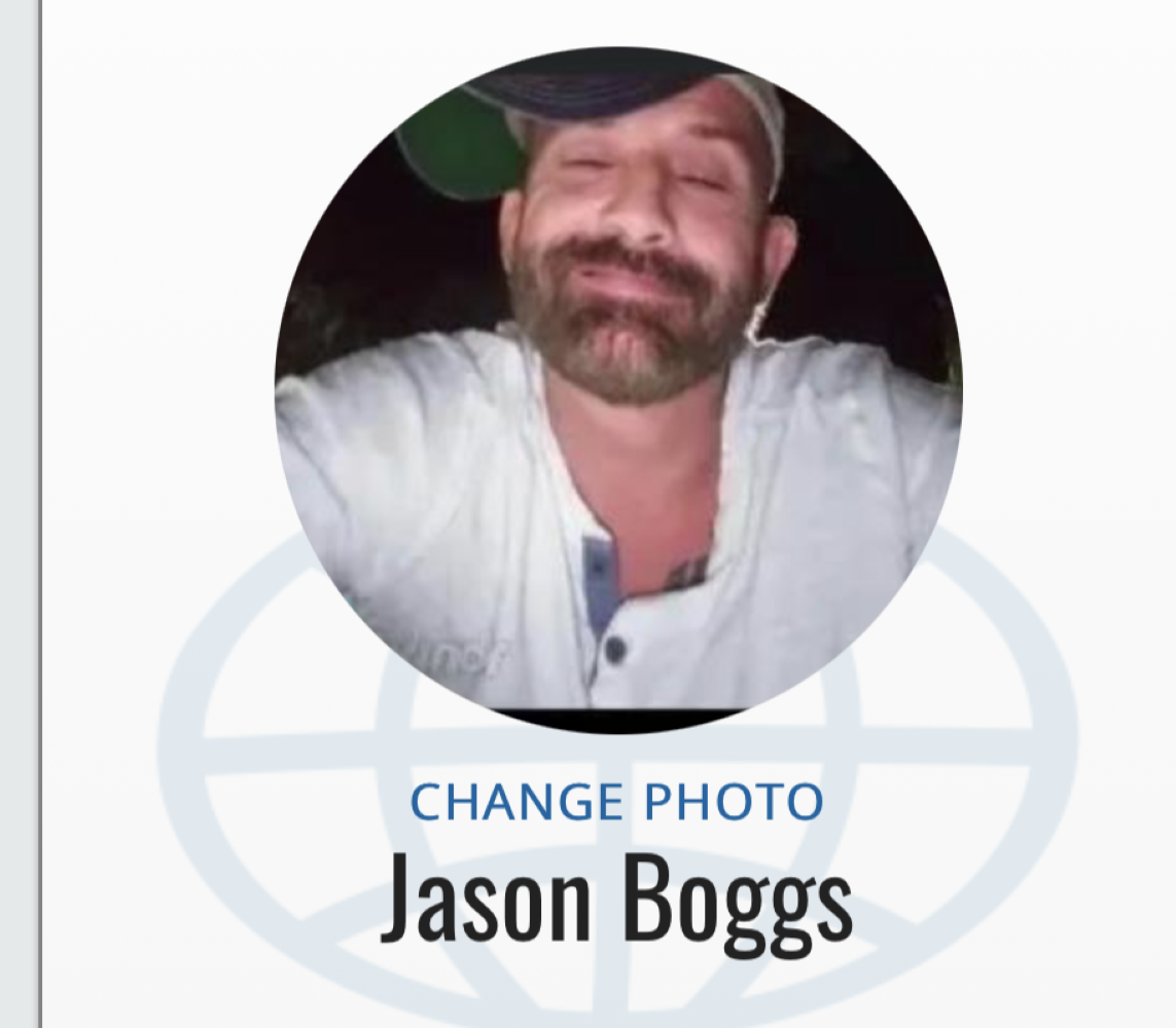 JASON BOGGS – Medium