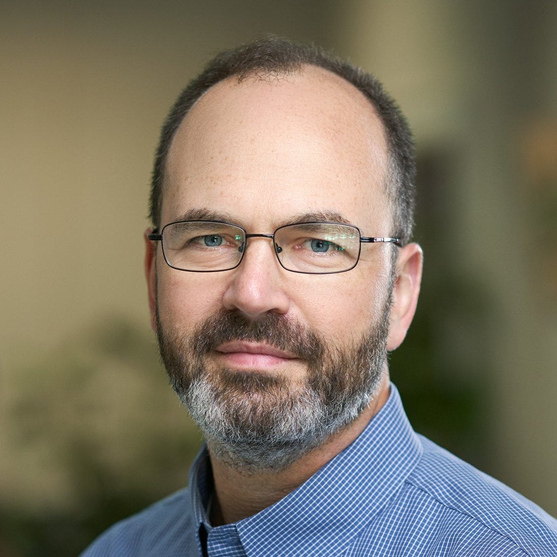 Joel Stitzel – Medium