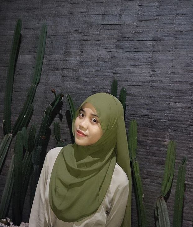 Sukma Suciyana – Medium