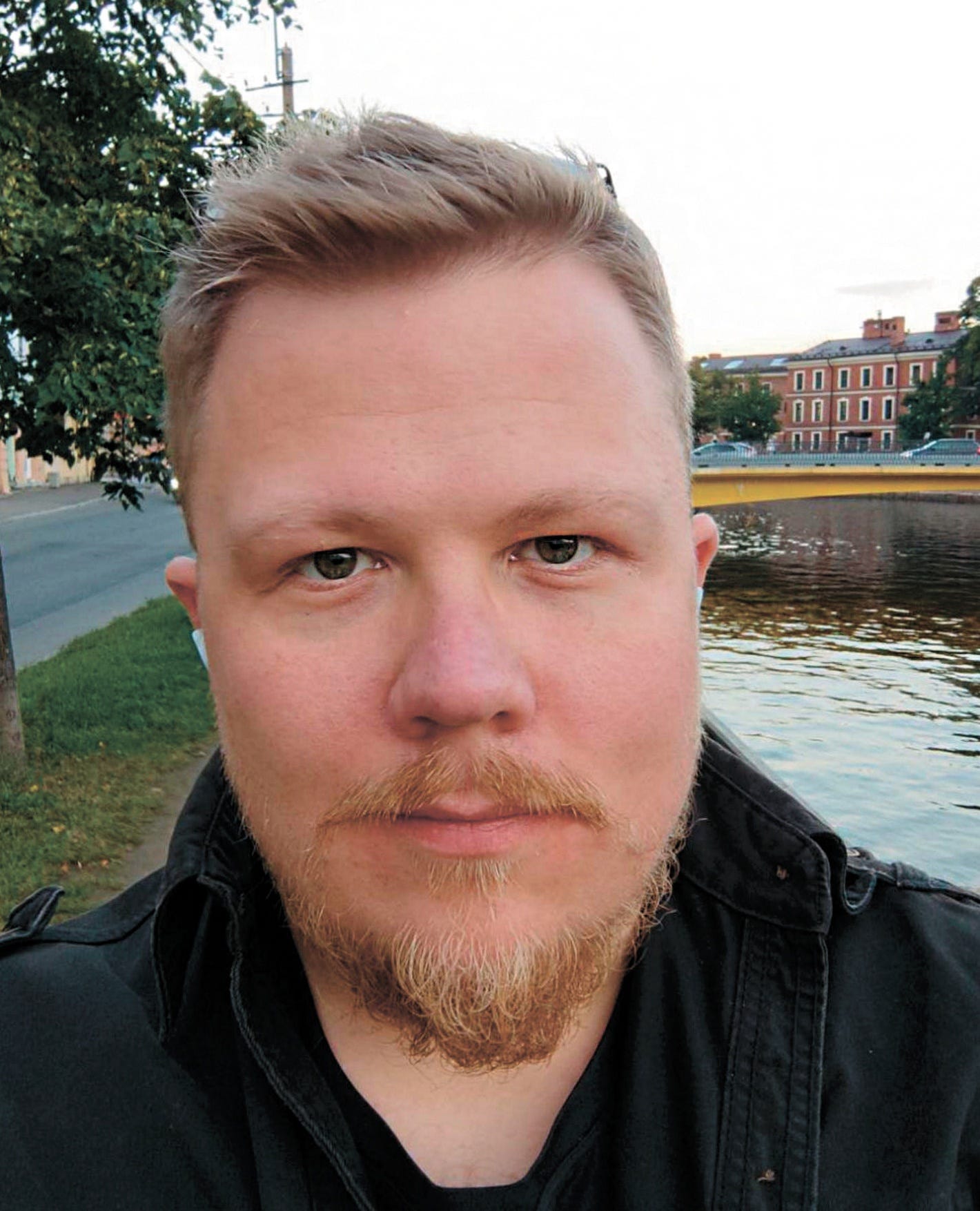 About – Dmitrii Sosnin – Medium
