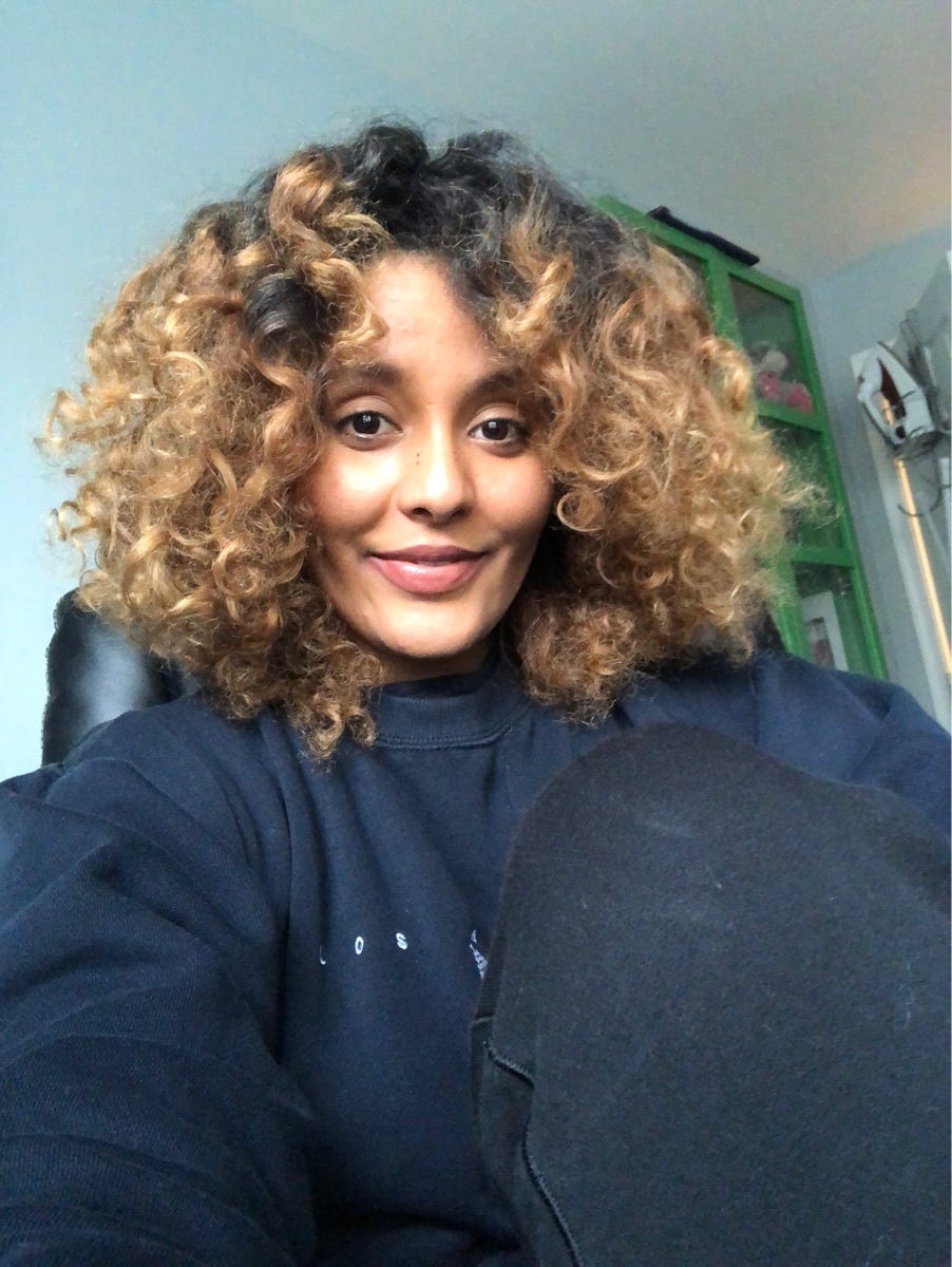 Helen Million – Medium