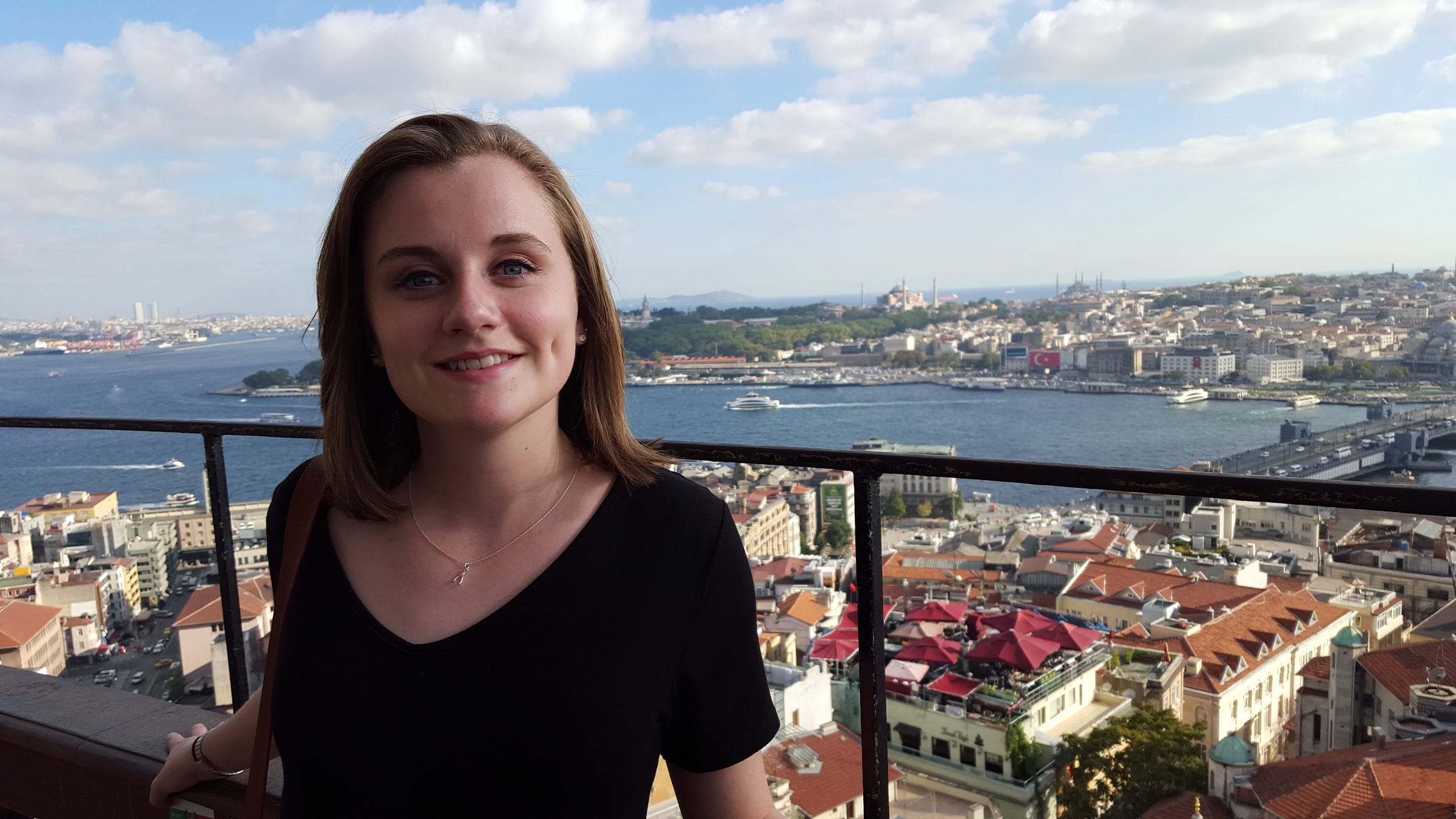 Anna Sherlock – Medium