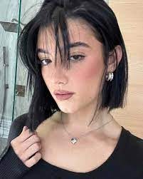 About – Charli Elogan – Medium
