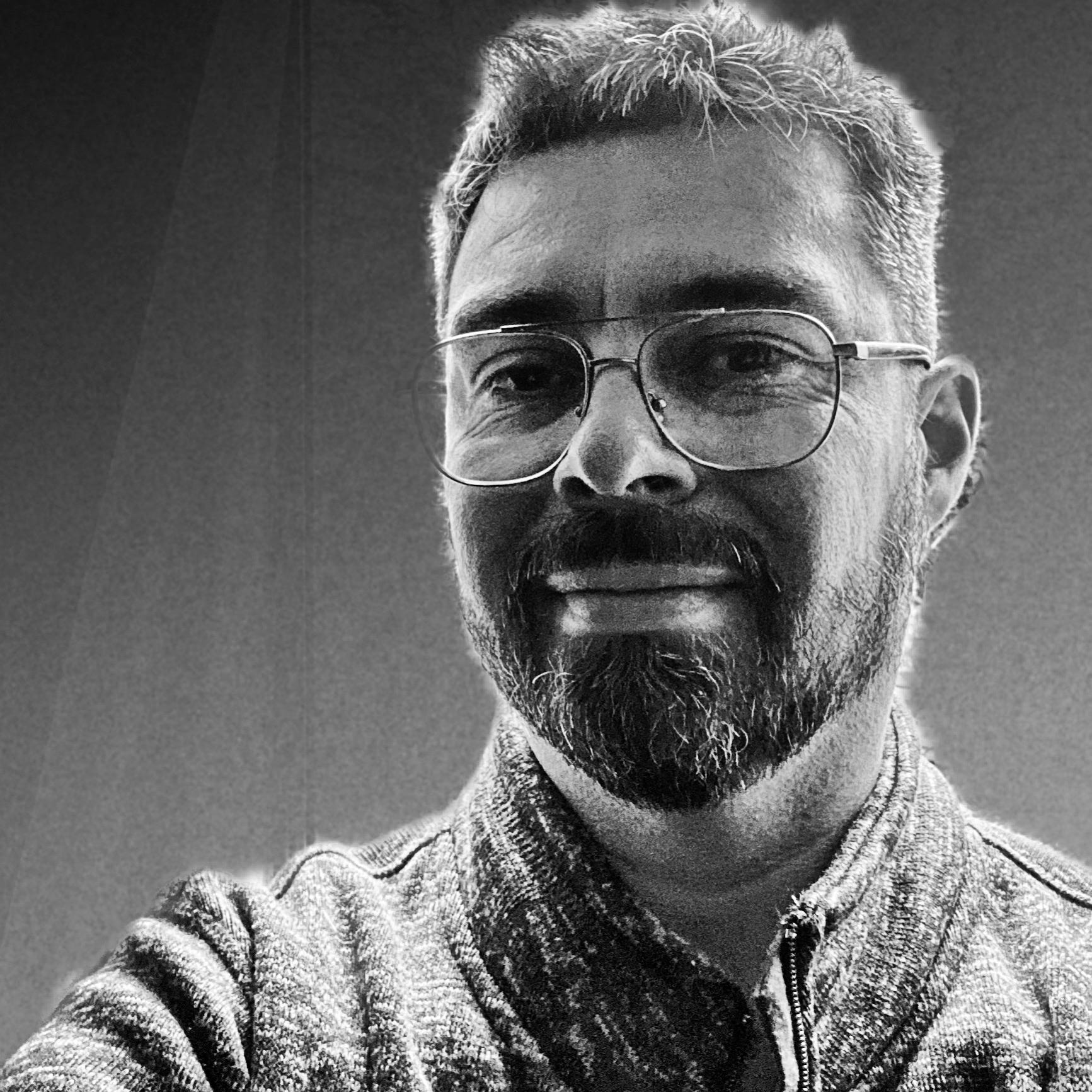 Mario Aliaga – Medium