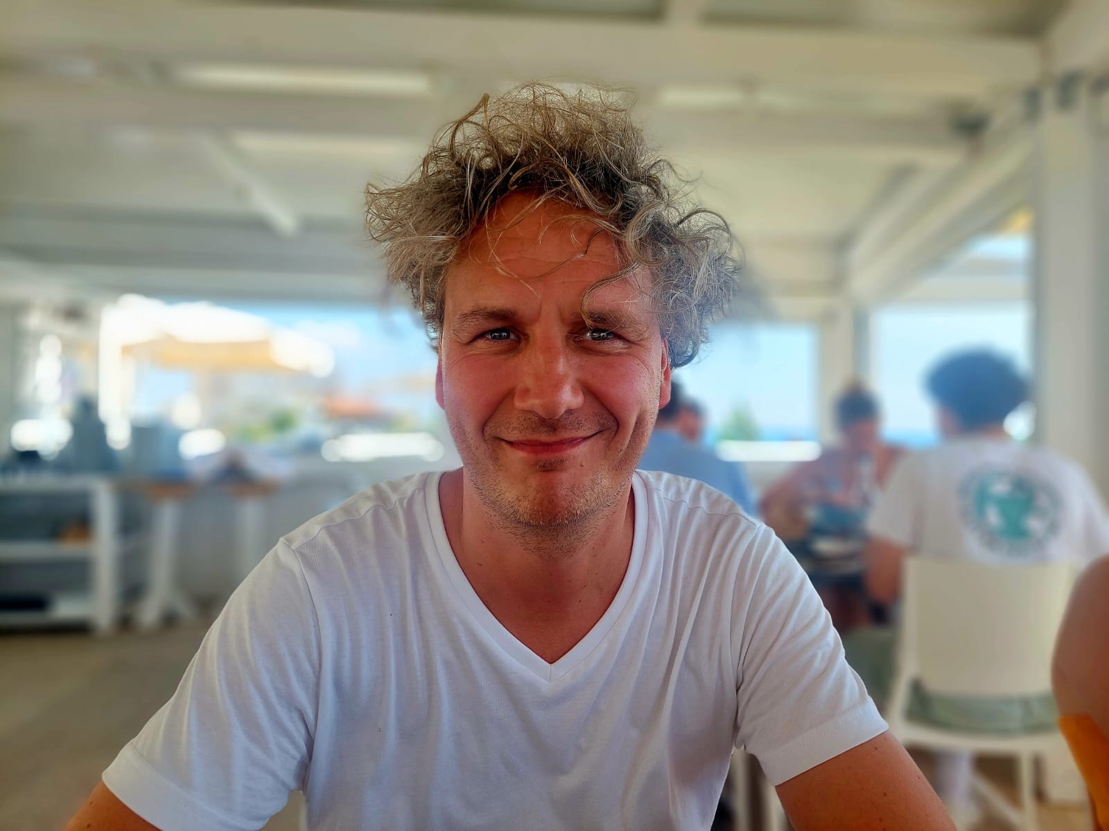 Thomas Van Geel – Medium