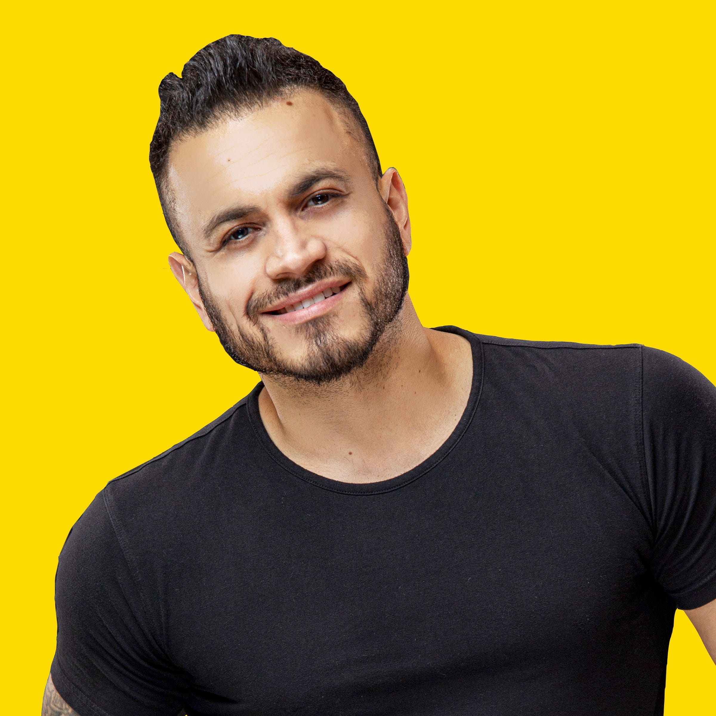 Alex Pazos – Medium