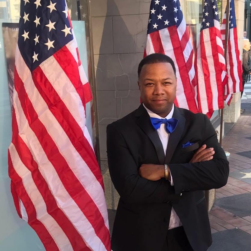 Lawrence E. Thompson Jr – Medium