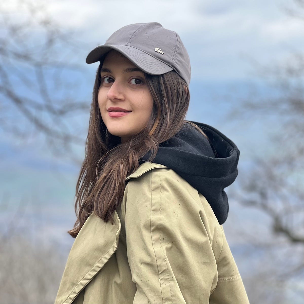 Leyla Aliyeva – Medium