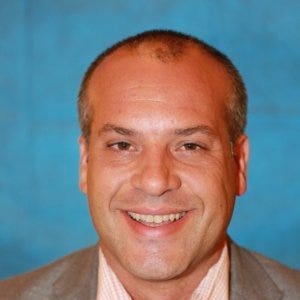 Kevin Sturgeon – Medium
