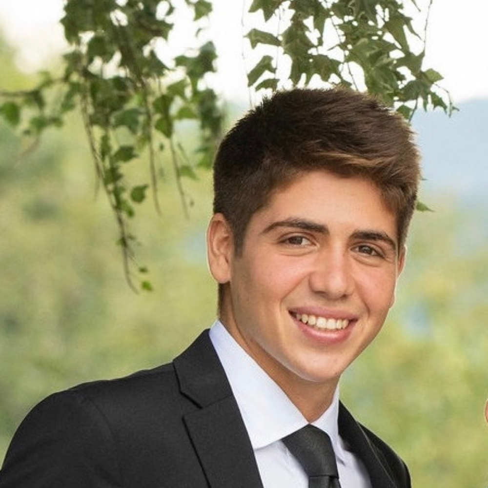 Raphael Assor – Medium