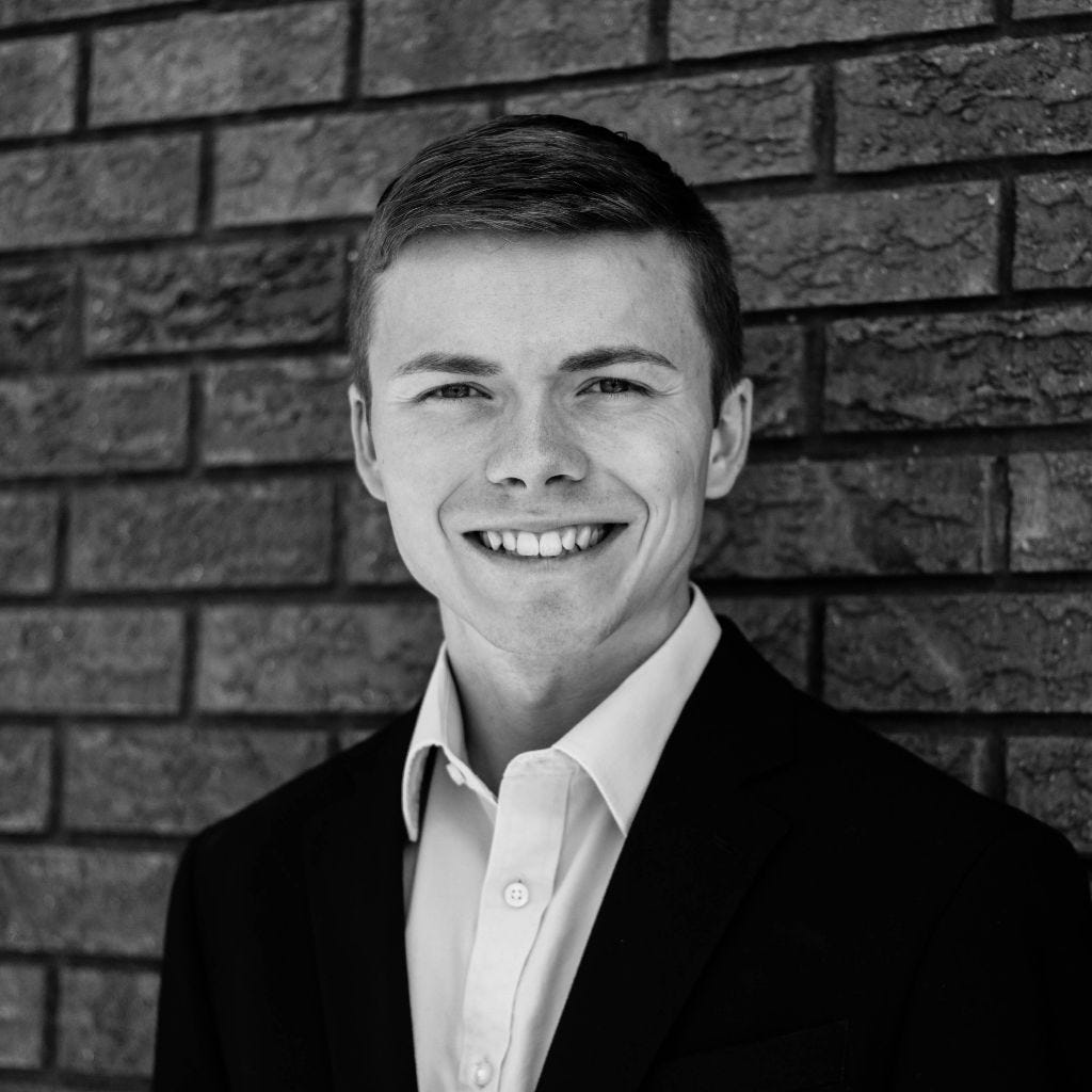 Jacob Tomlinson – Medium