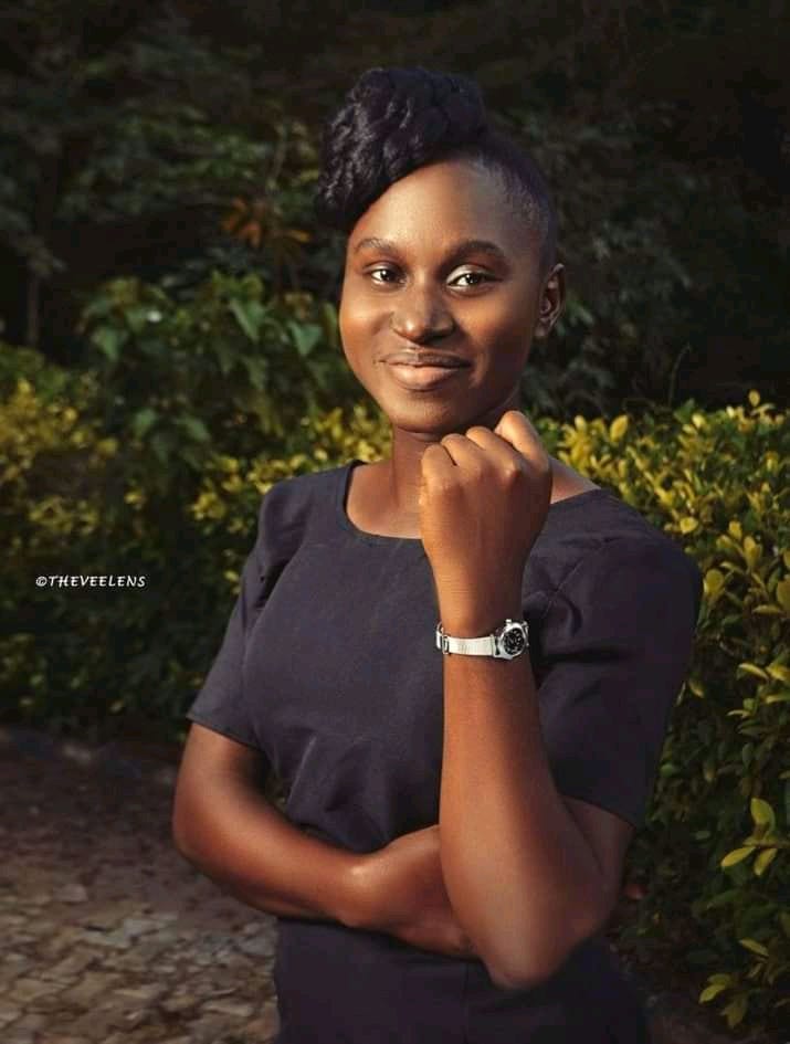 Marvellous Babajide (Queen Of Words) – Medium